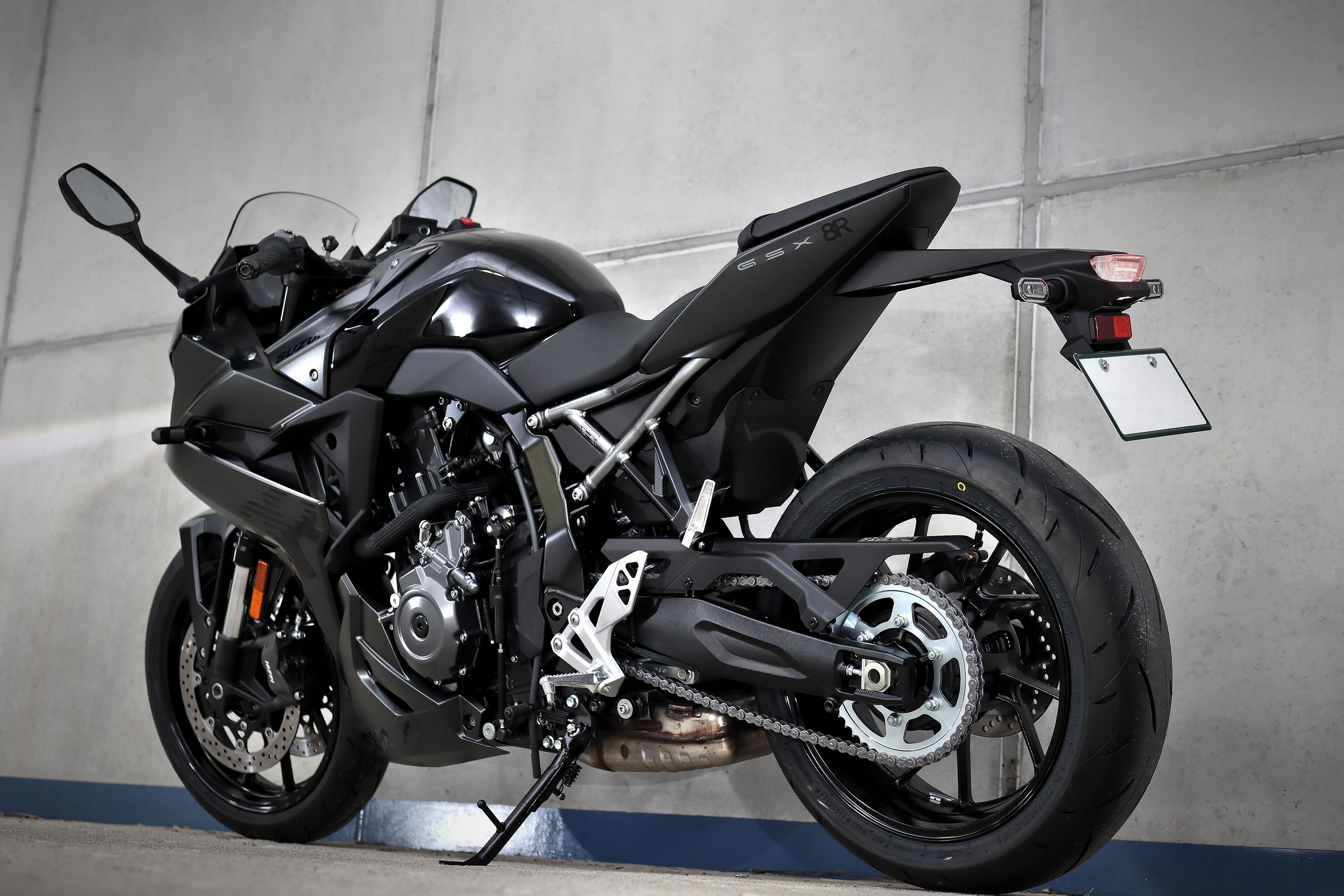 GSX-8R (EM1AA): シモケンサイズのバイク専用ブログ