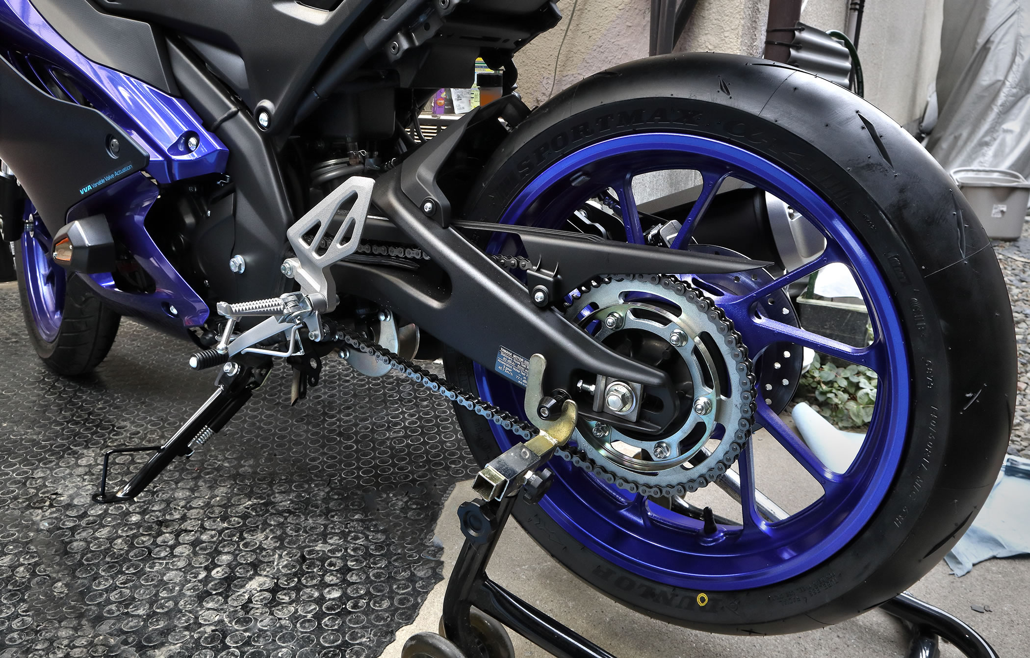 YZF-R125をローダウンするの巻: シモケンサイズのバイク専用ブログ